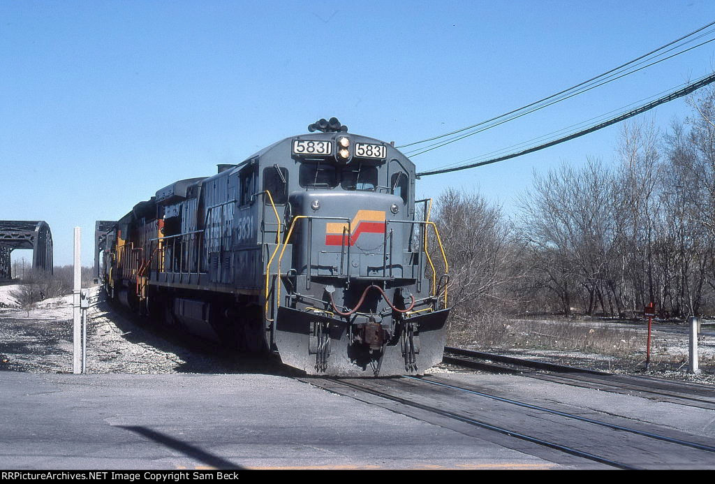 CSX 5831 To Barr Yard